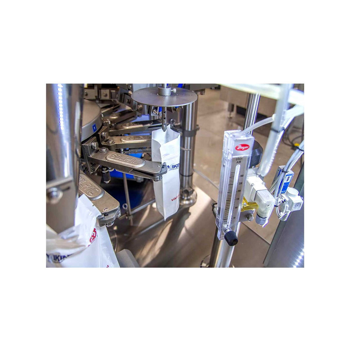 Viking Masek 8S-235 Rotary Premade Pouch Packaging Machine - 60 BPM